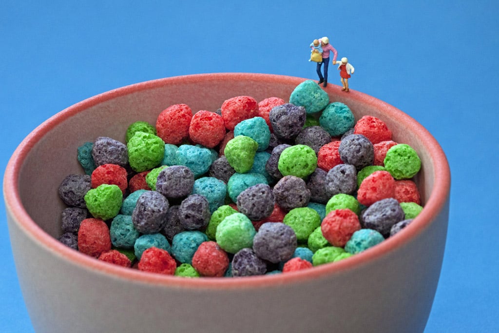 Christopher Boffoli - Big Appetites - Persone in miniatura in un mondo ...