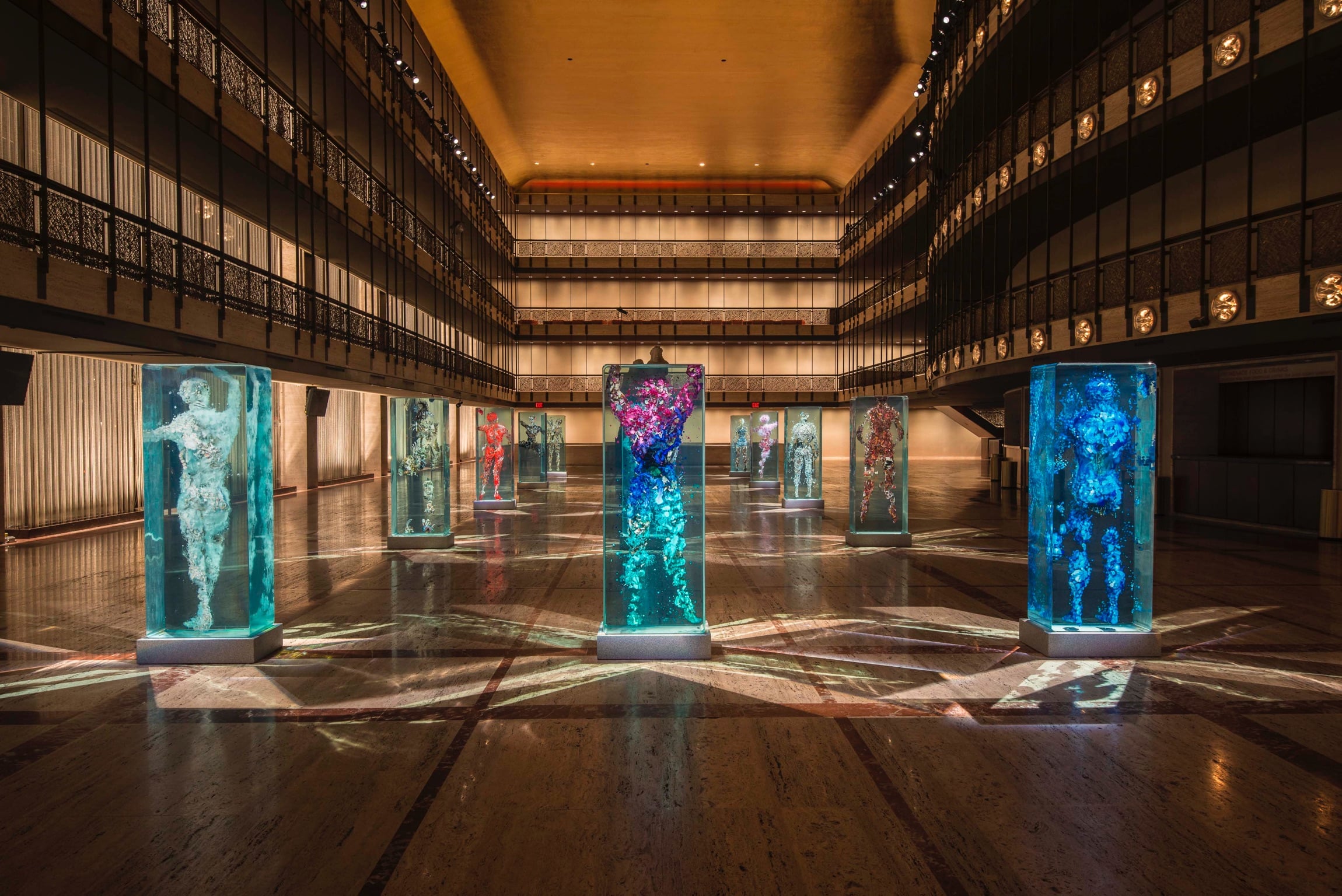 Psychogeography, Dustin Yellin's three-dimensional collages | Collater.al