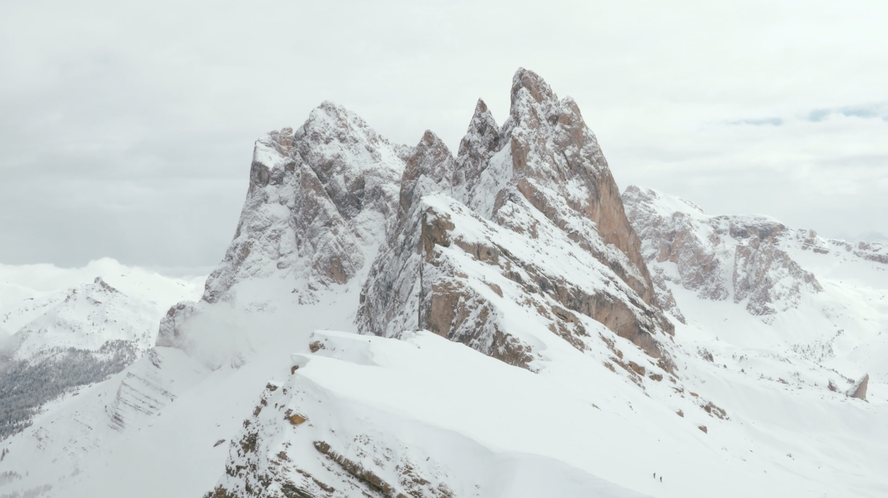 Dolomites, a magical journey through the Italian Alps | Collater.al