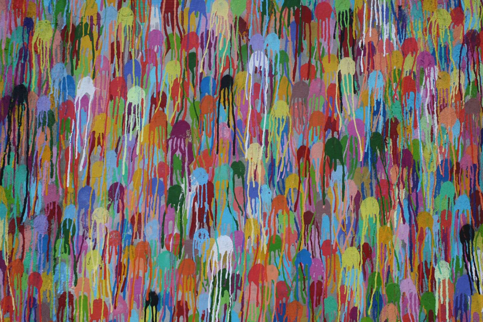 Omar Hassan, the color of life explodes on the canvas | Collater.al