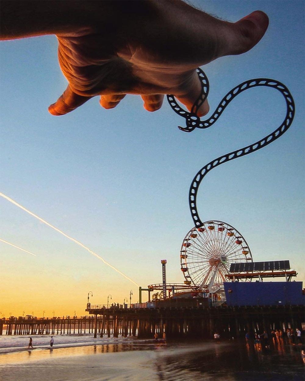 Paperboyo scraps of paper conquer Instagram | Collater.al
