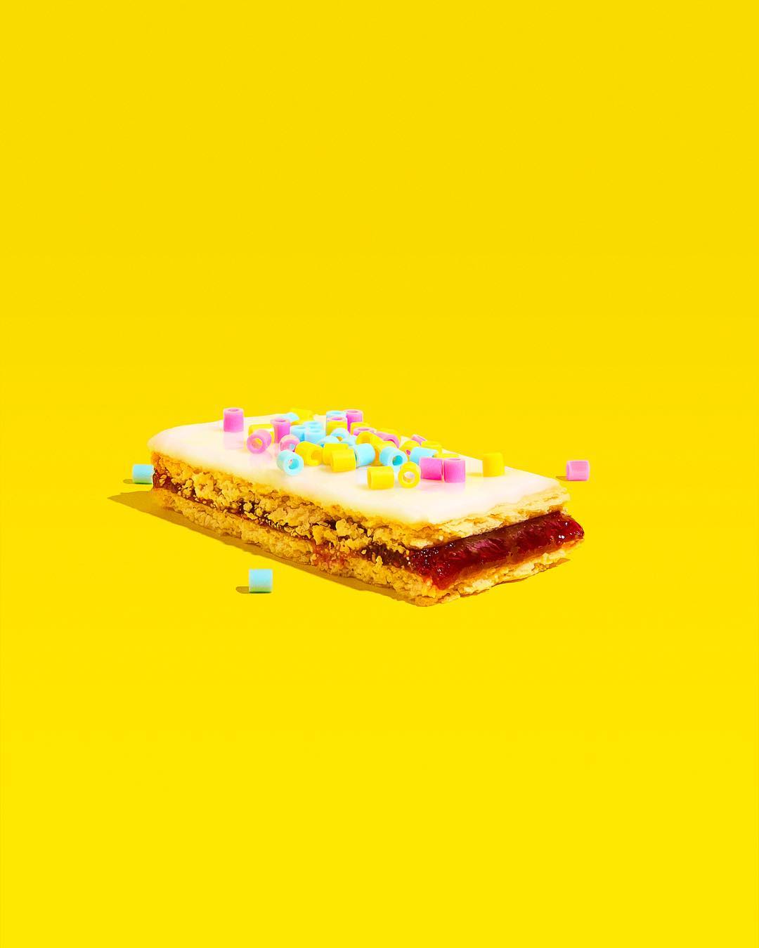 Cool pop art graphics by Super Mercat studio | Collater.al
