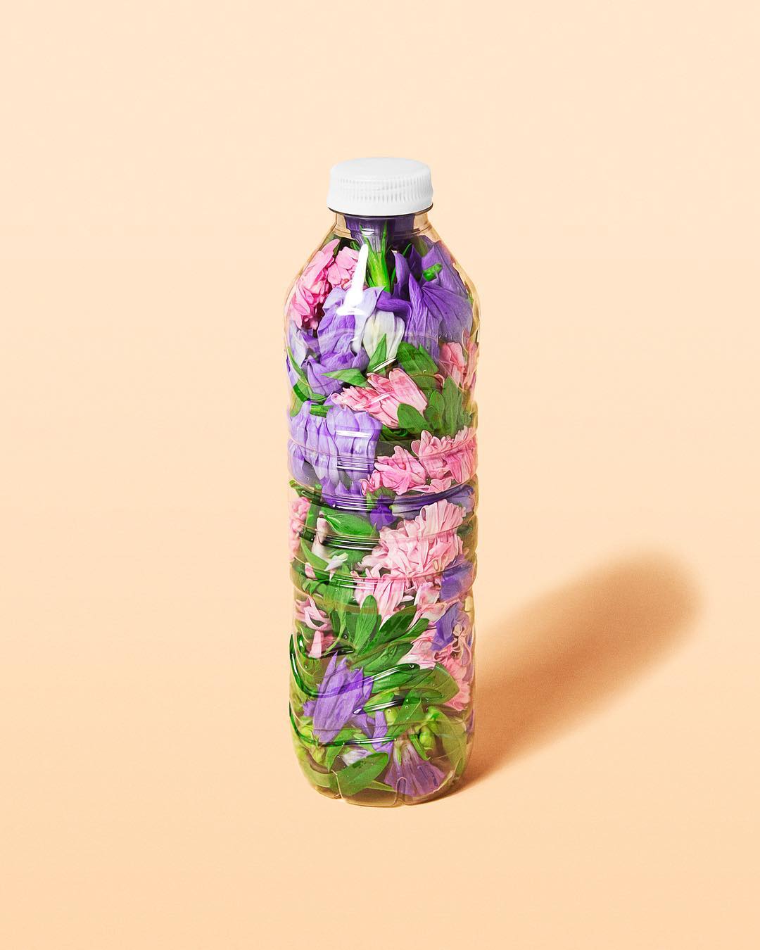 Cool pop art graphics by Super Mercat studio | Collater.al