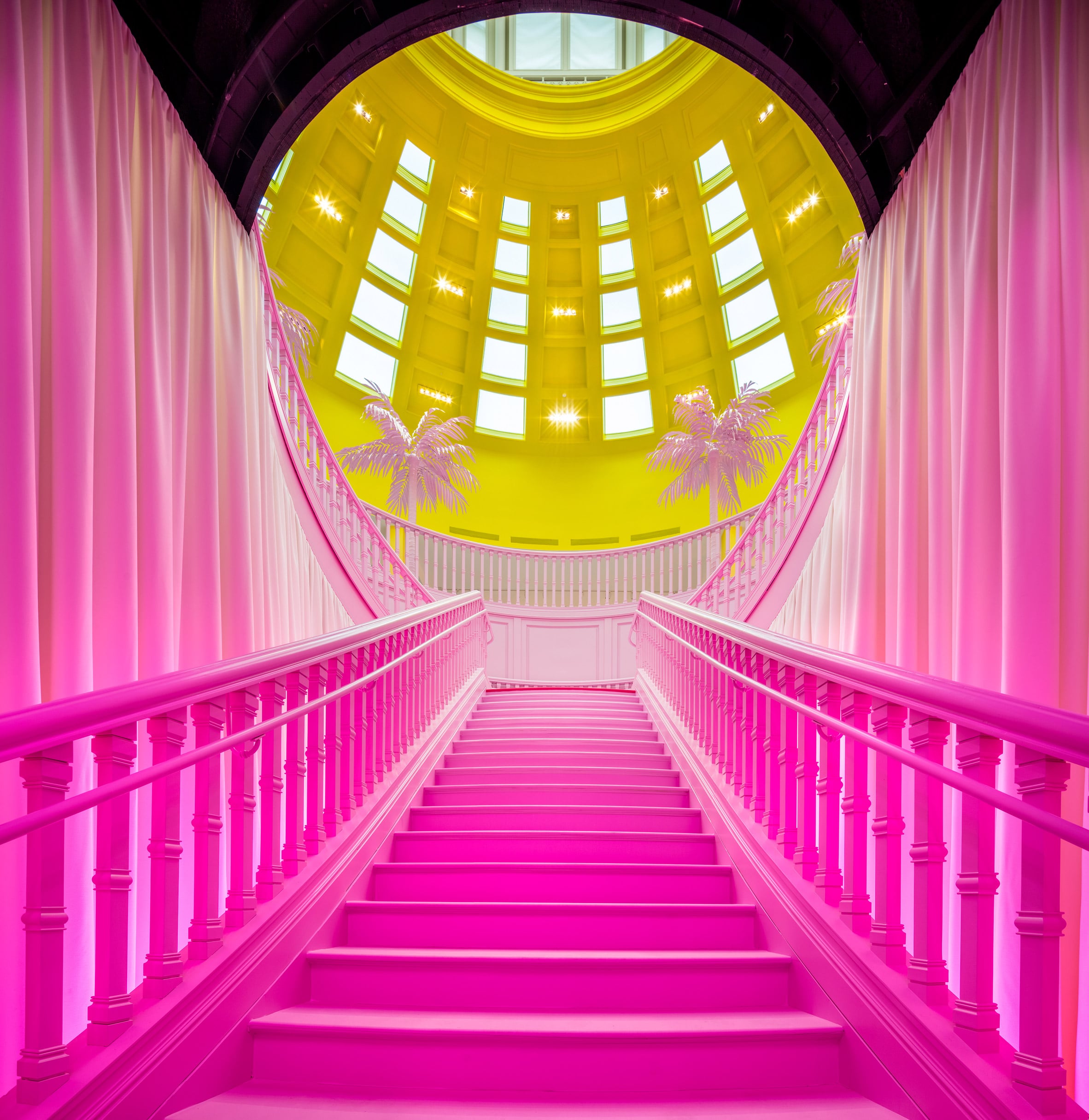 Louis Vuitton celebrates 160 years of artistic collaboration | Collater.al