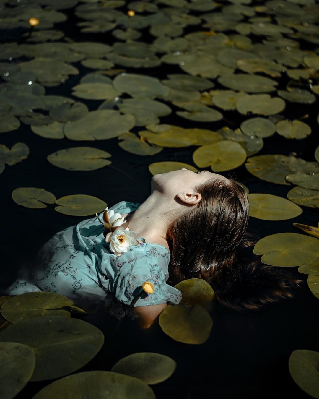 L'universo etereo di Polina Washington | Collater.al