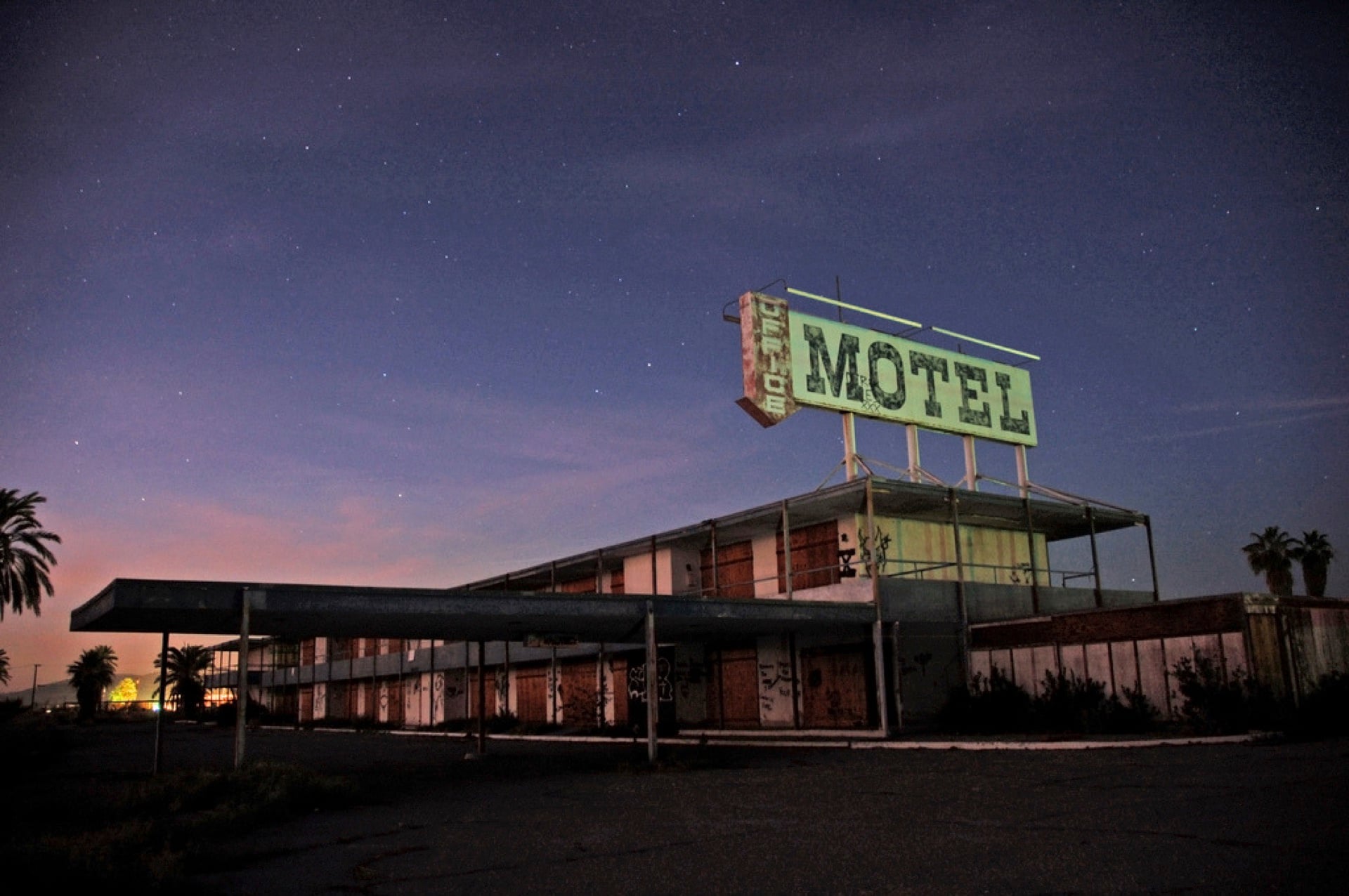 Motel Register, the timeless charm of motels | Collater.al