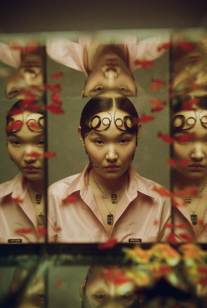 The extravagant portraits by Alexandra Savina | Collater.al