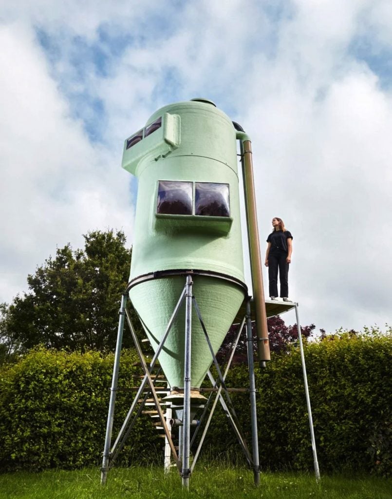 The grain silo transformed into a house | Collater.al
