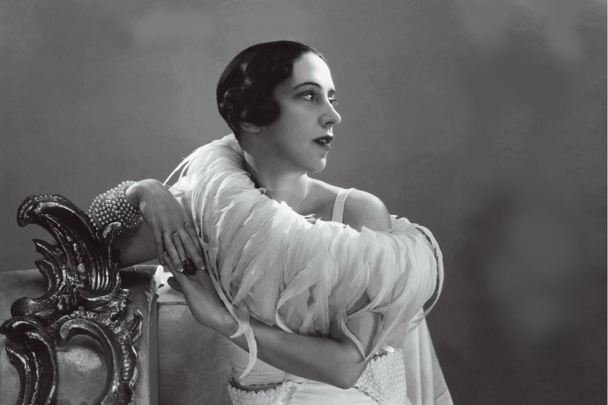 The "shocking life" of Elsa Schiaparelli | Collater.al