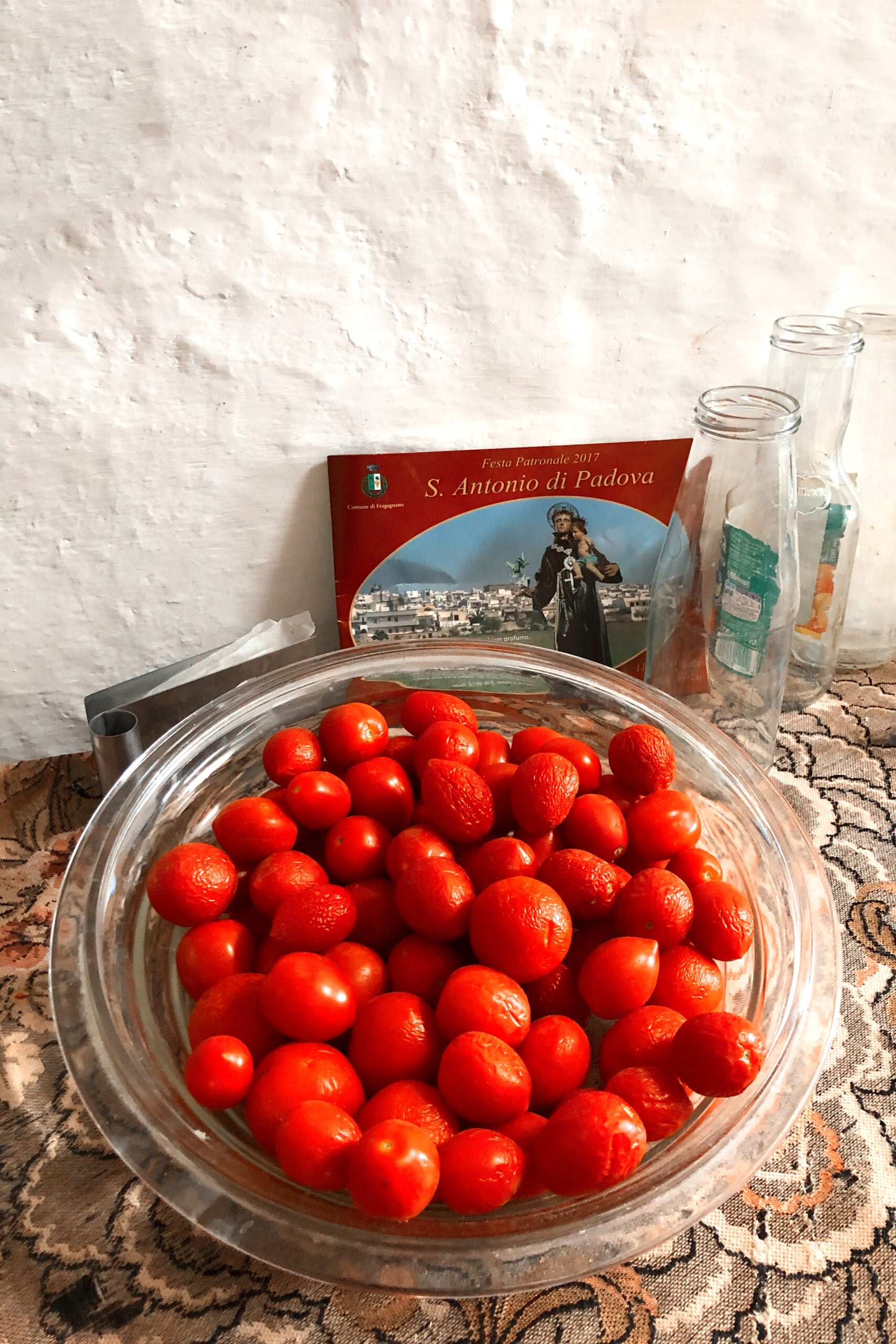 Rediscovering the Mediterranean aesthetic thanks to Tomato Girl Summer ...