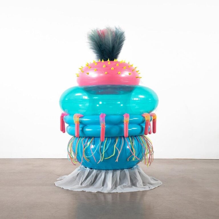 Rong Bao goes beyond the boundaries of acceptable | Collater.al