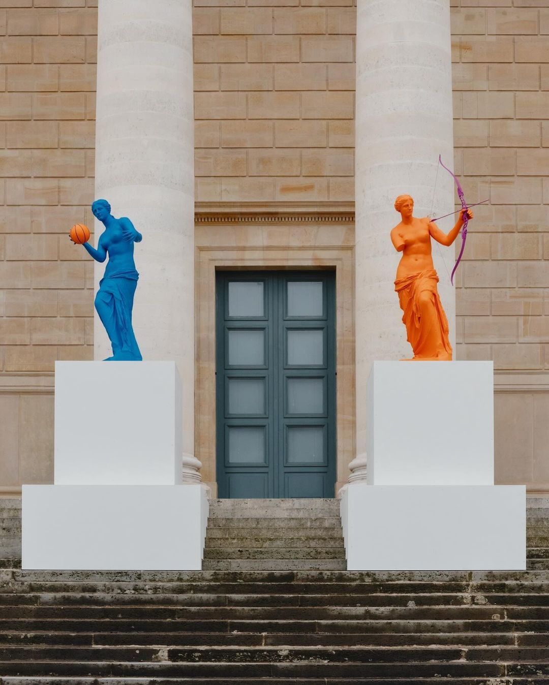 Laurent Perbos' Six Venuses Celebrate The Olympics | Collater.al