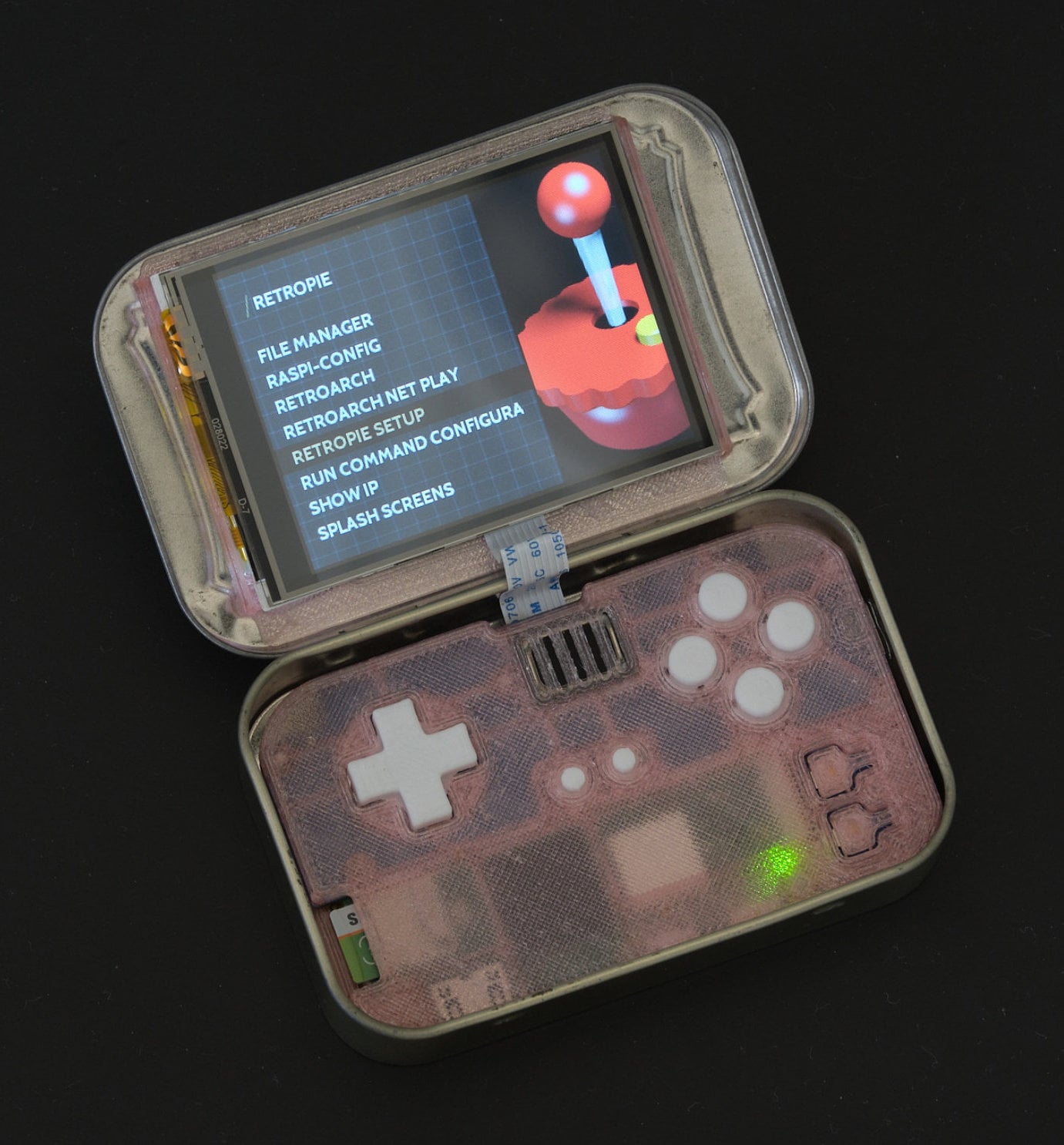 The Console That Fits in a Mint Tin | Collater.al