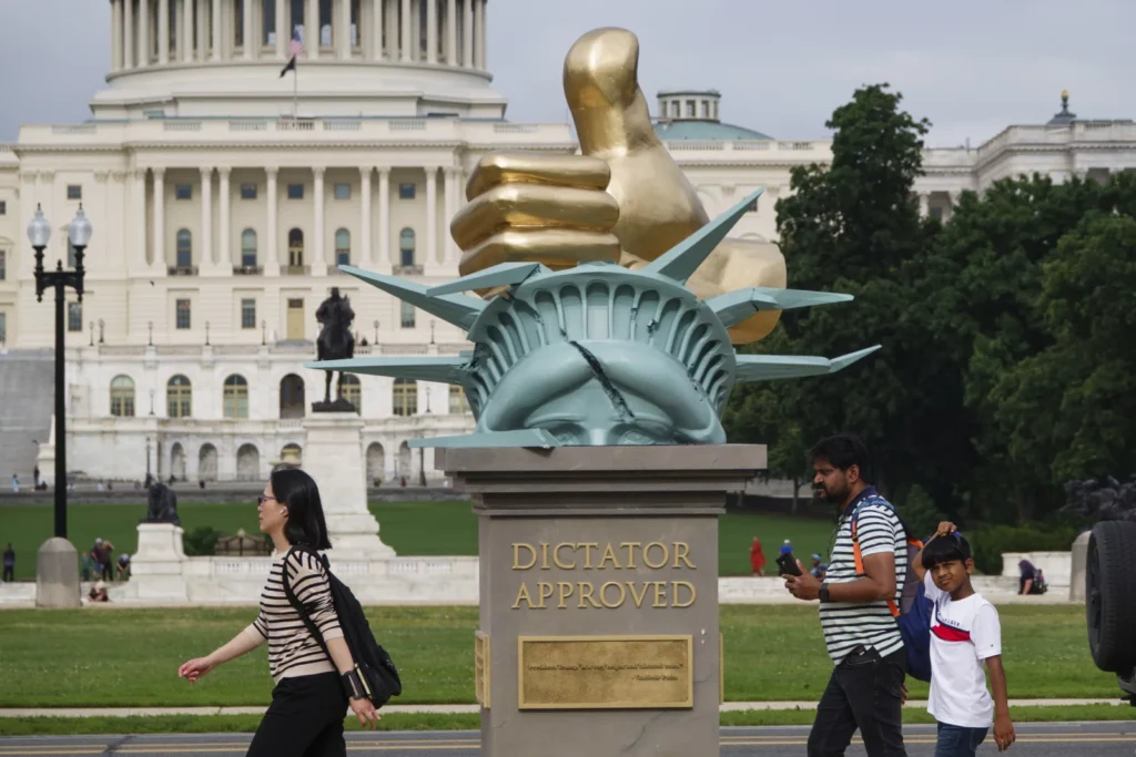 Best Friends Forever, the statue of Trump and Epstein that appeared in ...