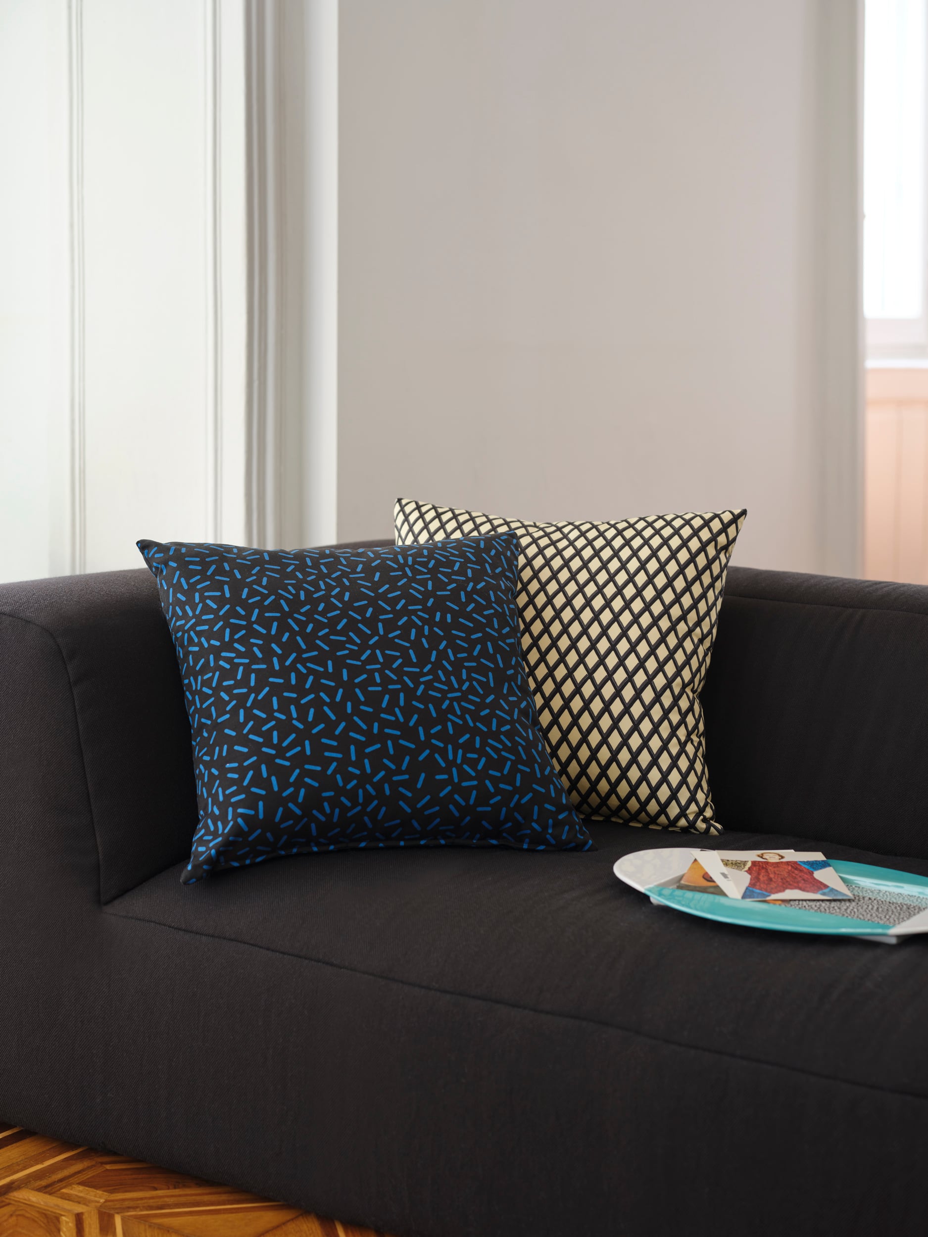 Memphis Makes Its Return to the World of Textiles | Collater.al
