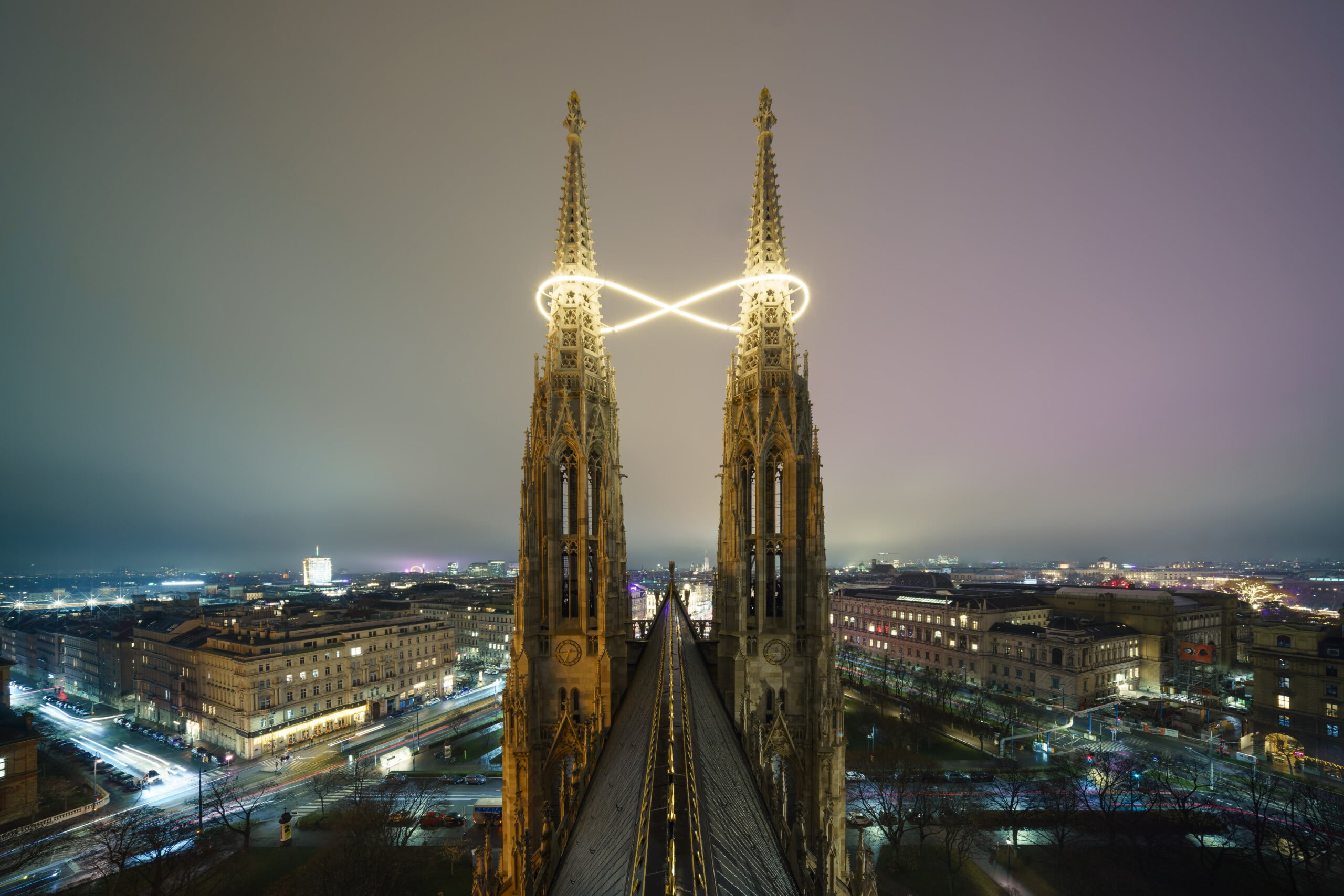 Billi Thanner Brings Light to Vienna’s Votivkirche | Collater.al