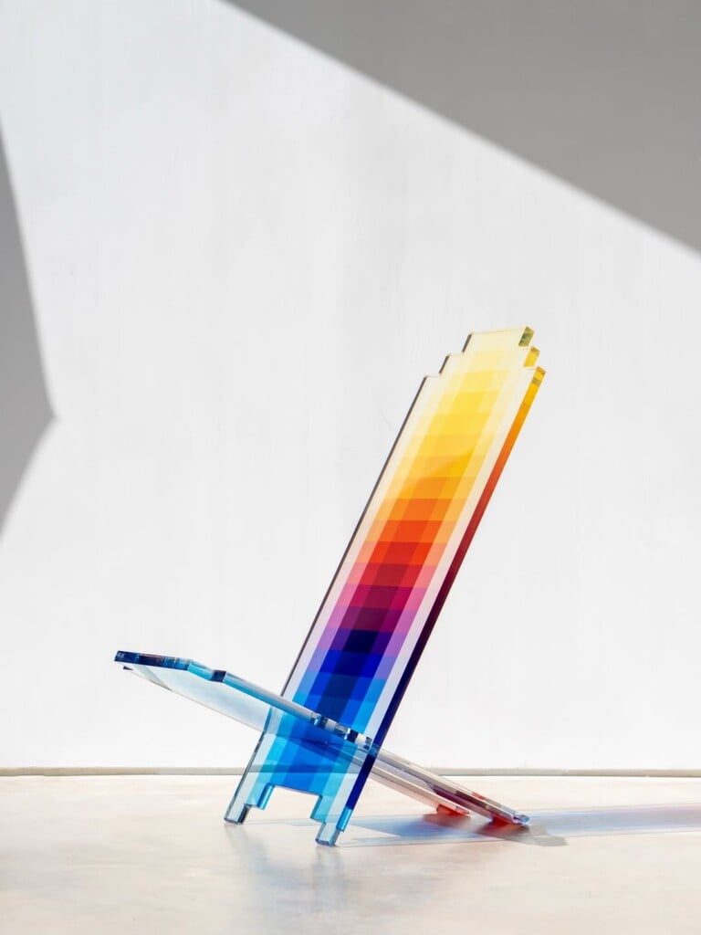 The Felipe Pantone's Chair Inspired by African Nomadism | Collater.al