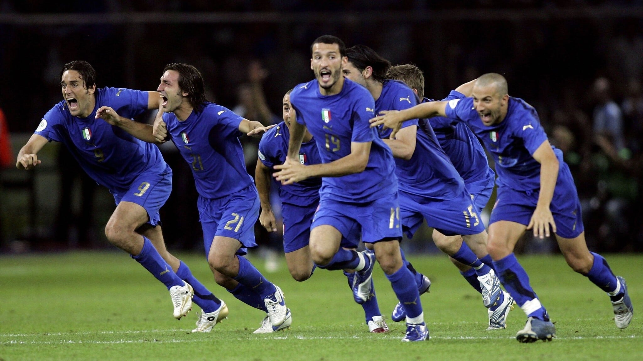The World Cup Jerseys That Made Design History | Collater.al