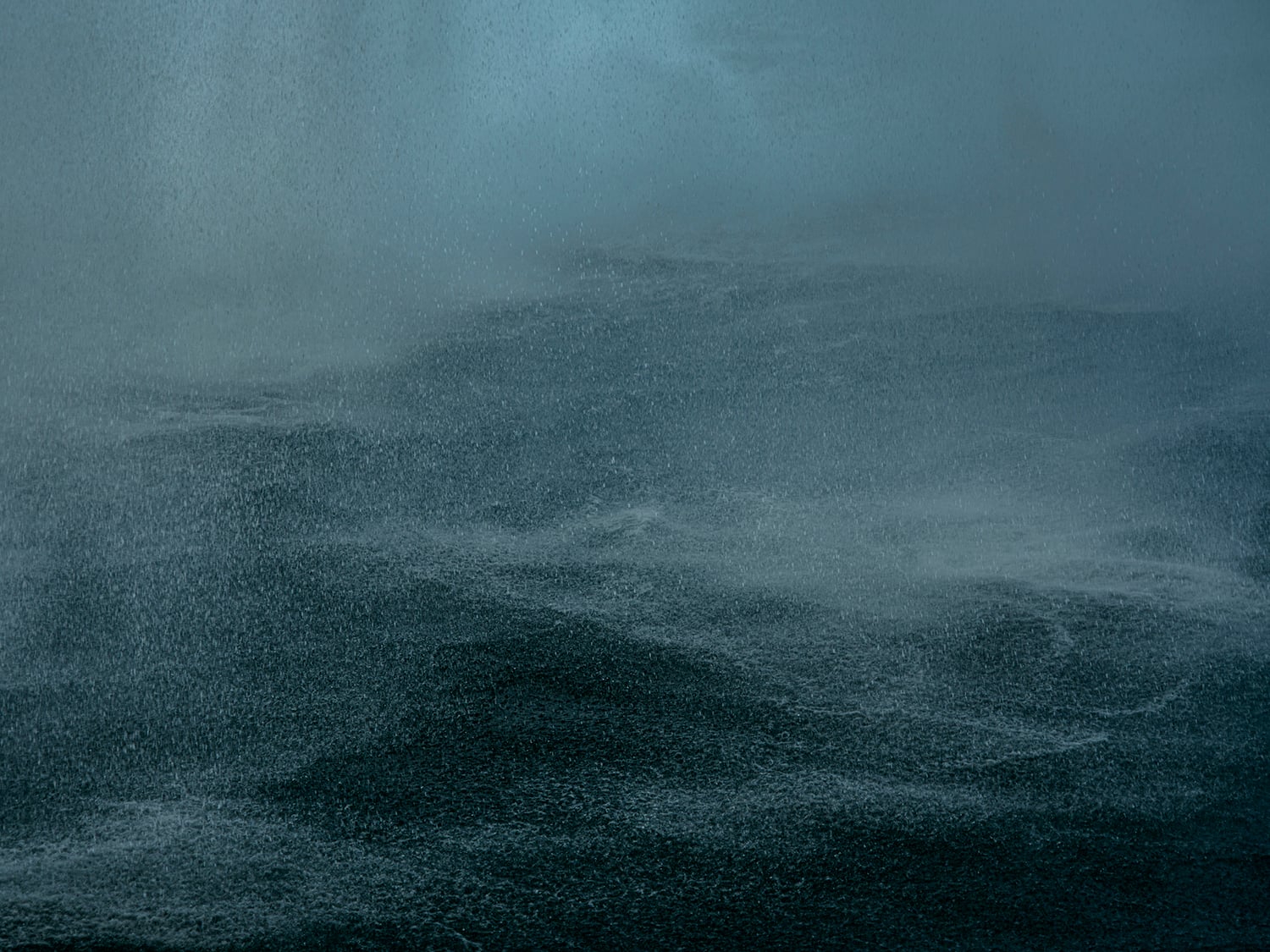 Bob Farese Jr. ha passato cinque anni a fotografare l'acqua | Collater.al
